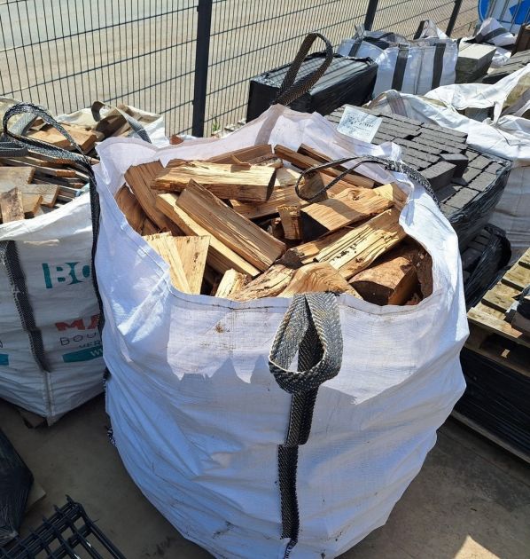 1 Big bag brandhout verzaagd/gekliefd mix hout | Online veiling | Pro+ ...